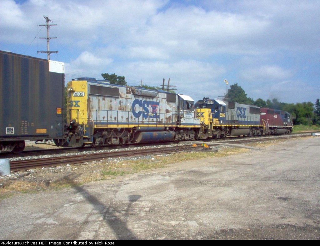 CSX GP38-2 #2682